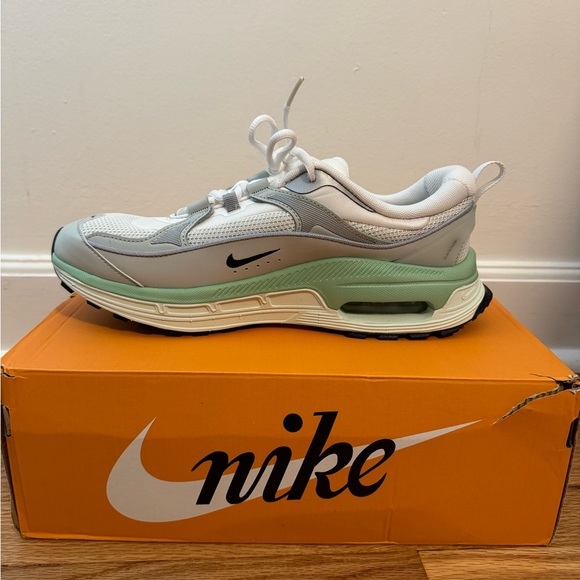 Nike | Shoes | Nike Air Max Bliss In White And Green 95w | Poshmark